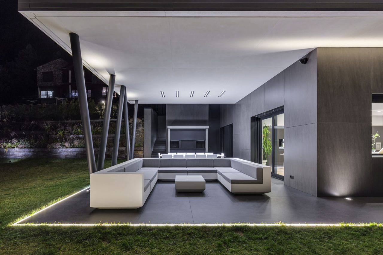 Neolith Outdoors - Neolith Group